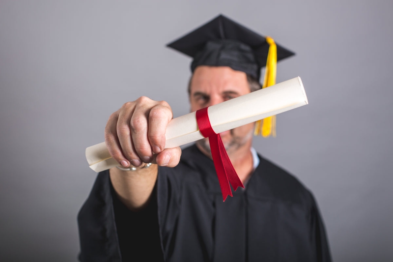 The Best Fake Diploma Maker To Make Your Diploma Look Authentic